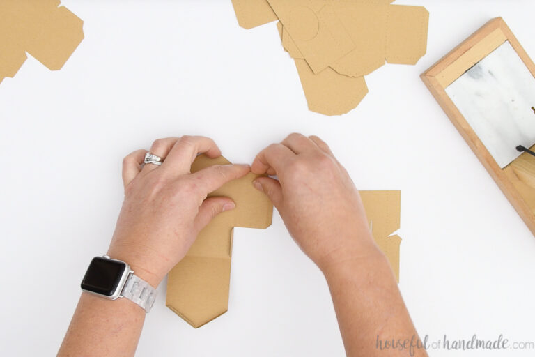 Gingerbread House Napkin Rings & Place Card Holders {7 Days of Paper ...