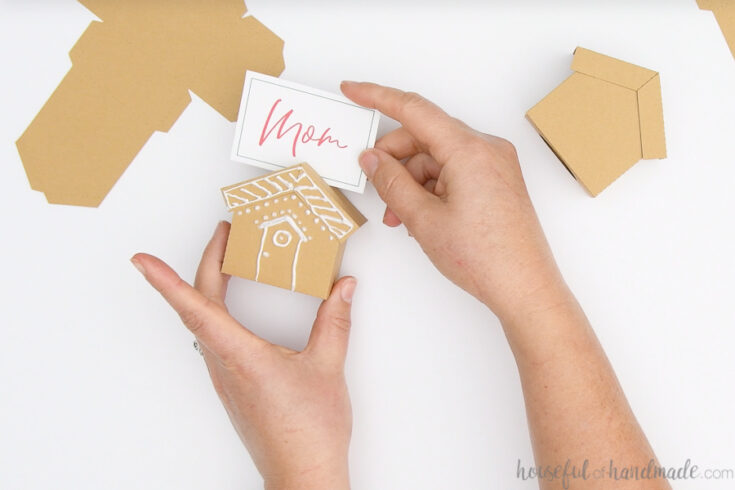 Gingerbread House Napkin Rings & Place Card Holders {7 Days of Paper ...