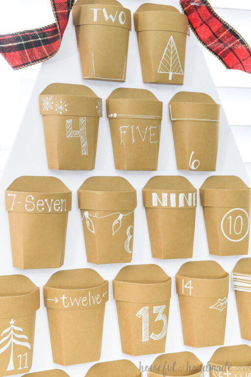 Reusable Christmas Advent Calendar {7 Days of Paper Christmas Decor ...