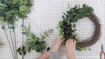 7 Minute Eucalyptus Wreath Tutorial • Crafting my Home