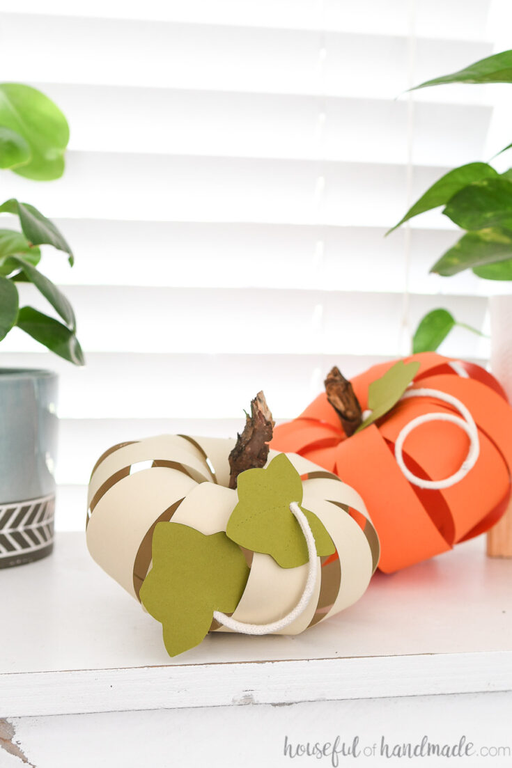 Easy Paper Pumpkins {5 Days of Pumpkin Crafts} • Crafting my Home