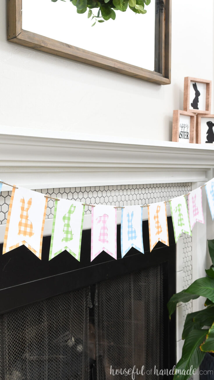 Paper Spring Decor: Gingham Bunny Banner • Crafting my Home