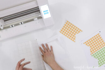 Paper Spring Decor: Gingham Bunny Banner • Crafting my Home
