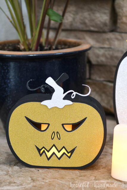 Paper Jack-O-Lanterns {5 Days of Pumpkin Crafts} • Crafting my Home