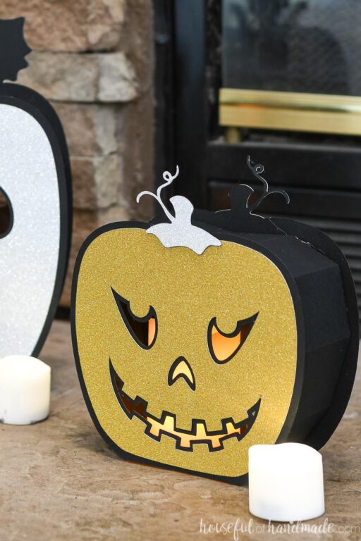 Paper Jack-O-Lanterns {5 Days of Pumpkin Crafts} • Crafting my Home